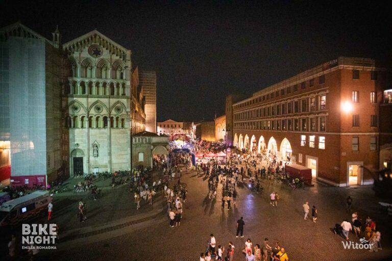 Bike night, il fascino di pedalare di notte – il blog di Antonio Ruzzo